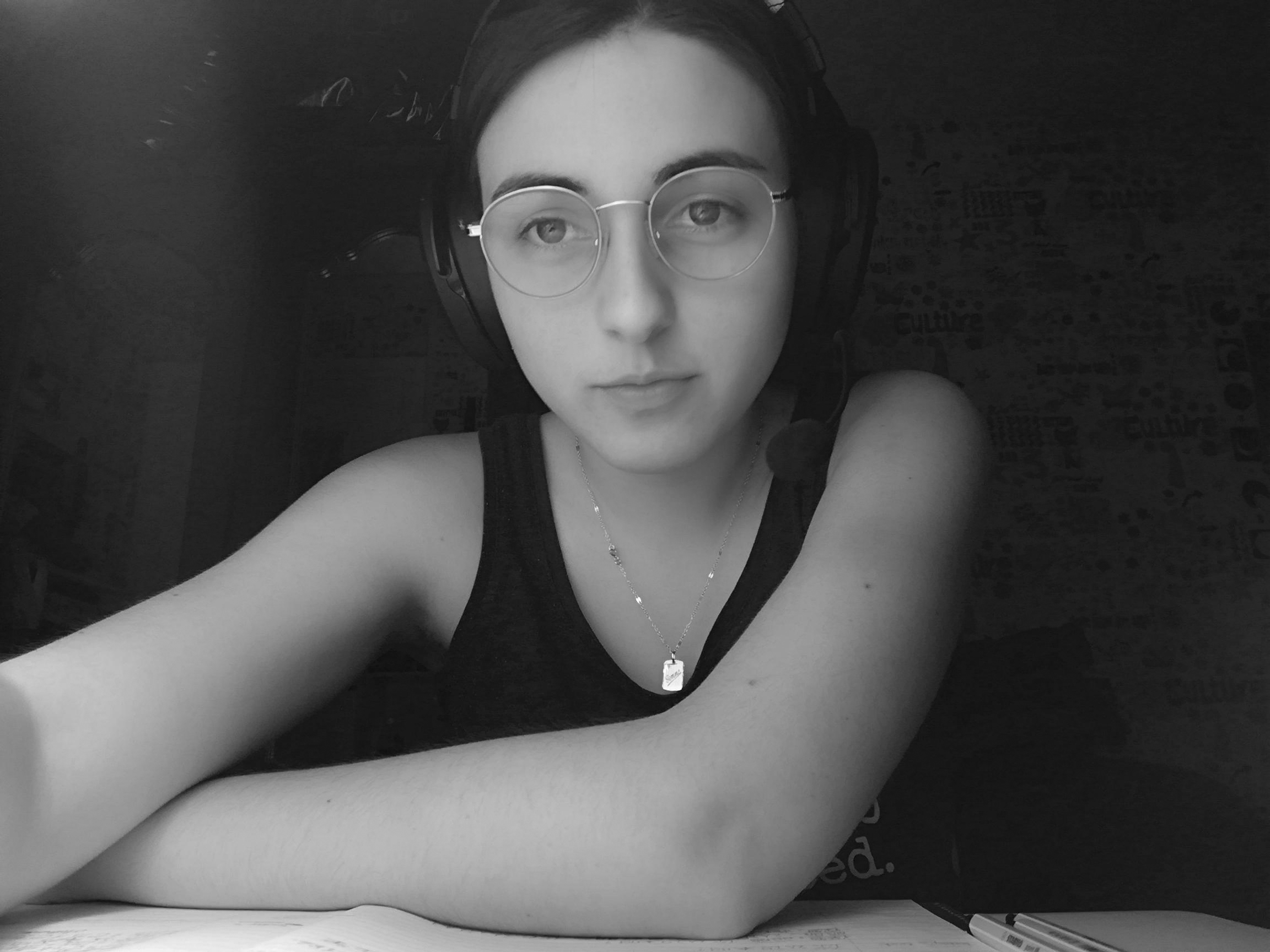 Gemma - Bachelor Game - ECV